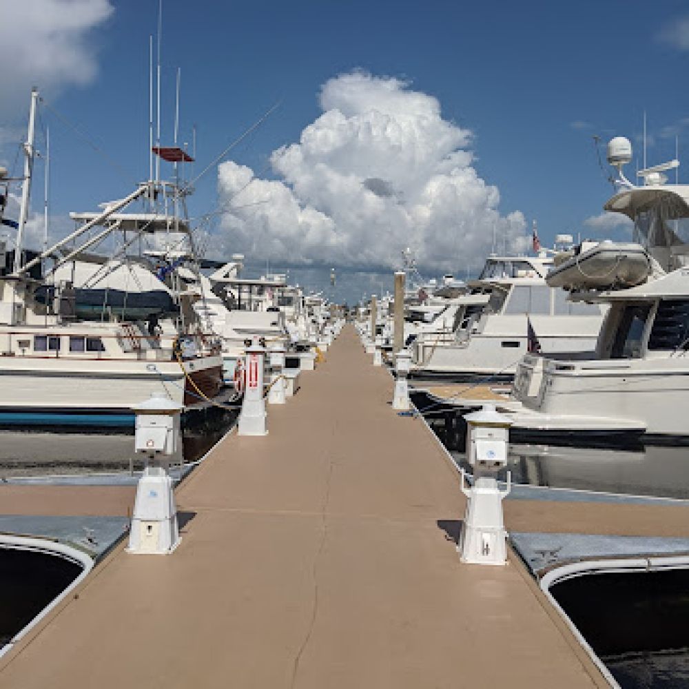 Wet Slip for $165000 in Palmetto, Florida | Boat Slips